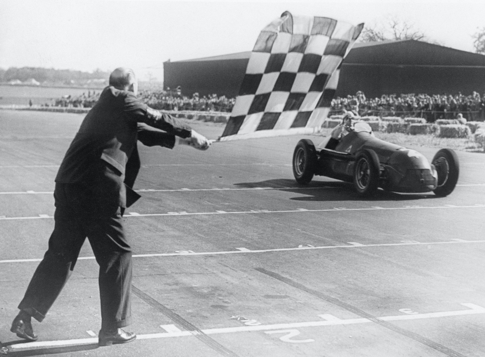 Freeze Frame: Farina wins first F1 championship race | Hagerty UK
