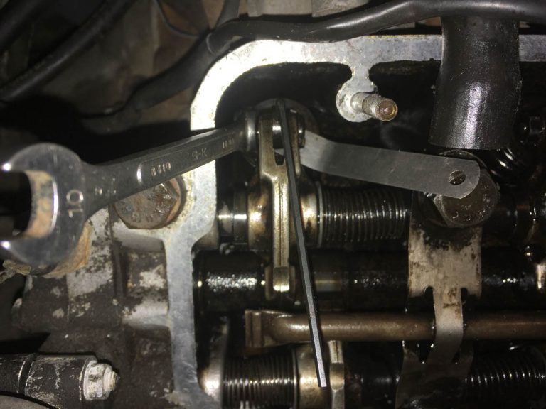 Socket Set: Tappet adjustment on classic four-cylinder engines | Hagerty UK