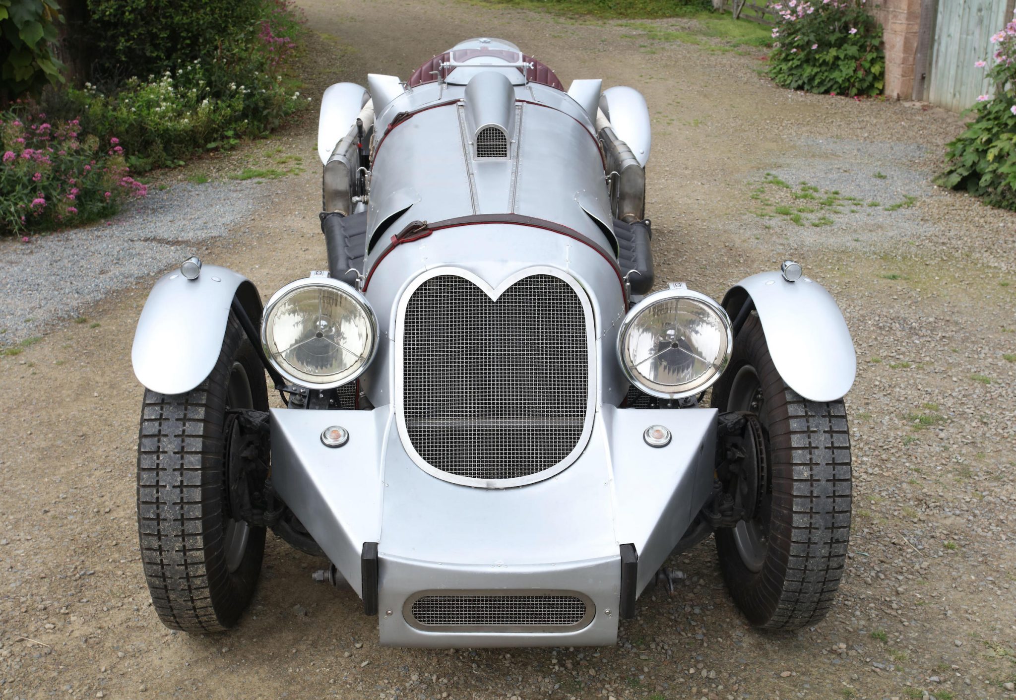 Meteor V12 tank-engined special is just a few tweaks from perfection ...