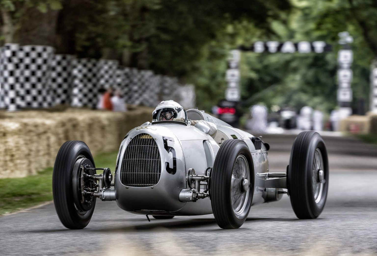 270mph in 1938: The 16-cylinder Auto Union was an engineering feat ...
