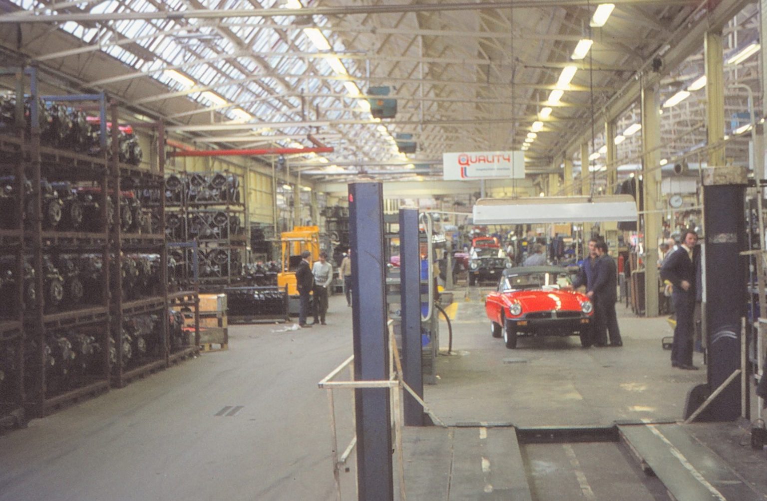 Rare photos capture the final days of MG's Abingdon factory | Hagerty UK