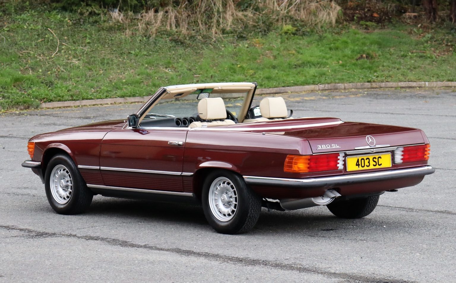 Buying Guide: Mercedes-Benz SL R107 (1971-1989) | Hagerty UK