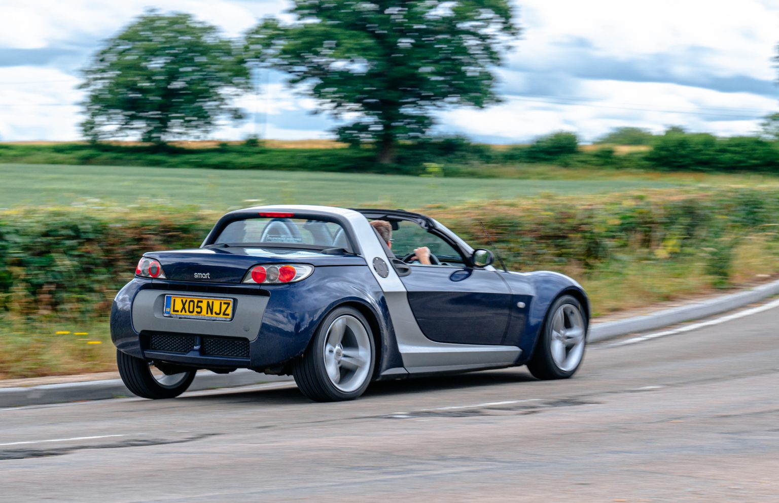 Driving the modern Midget: Revisiting the Smart Roadster | Hagerty UK
