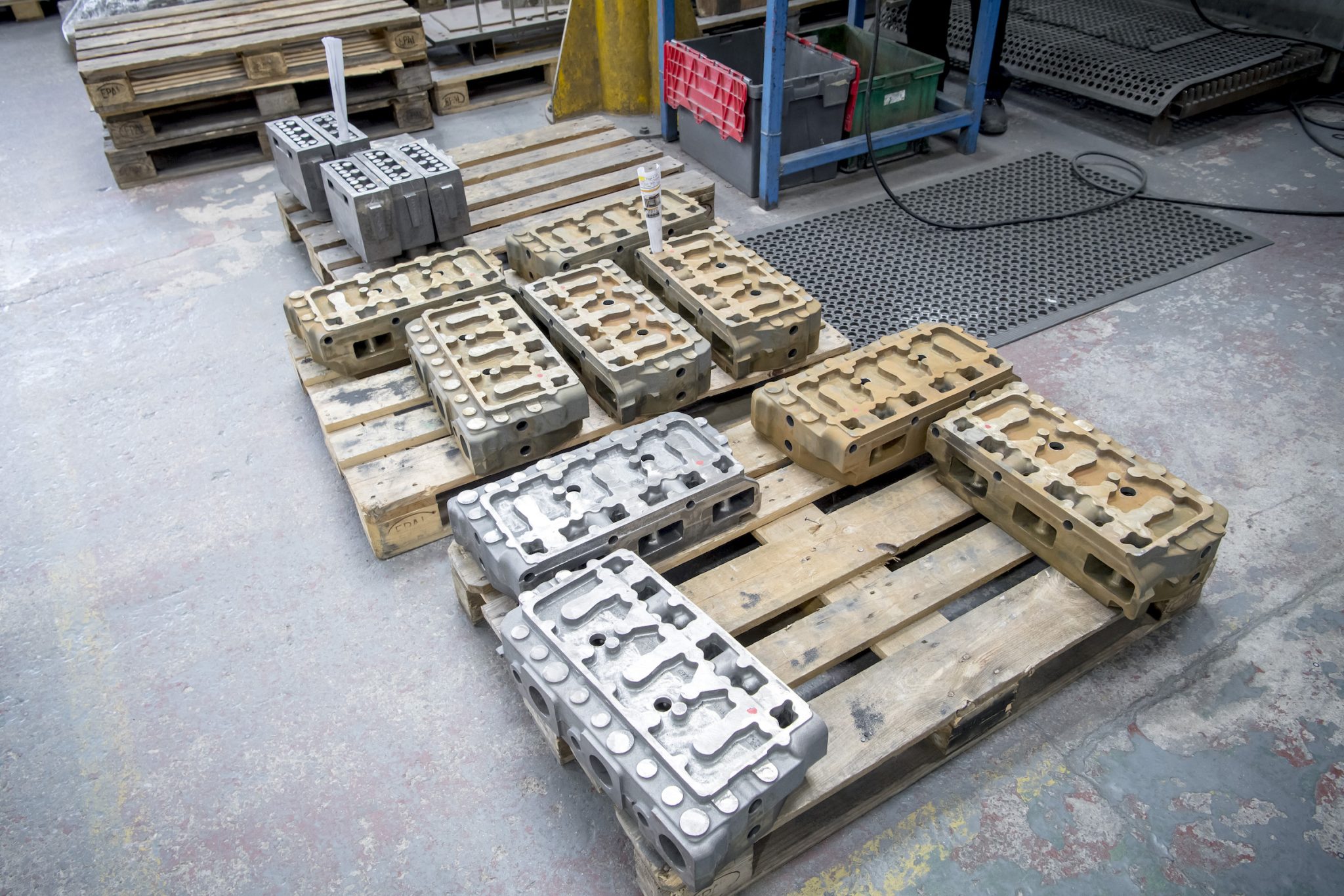 Meet the cast of Grainger & Worrall, making engine parts for Bentley ...
