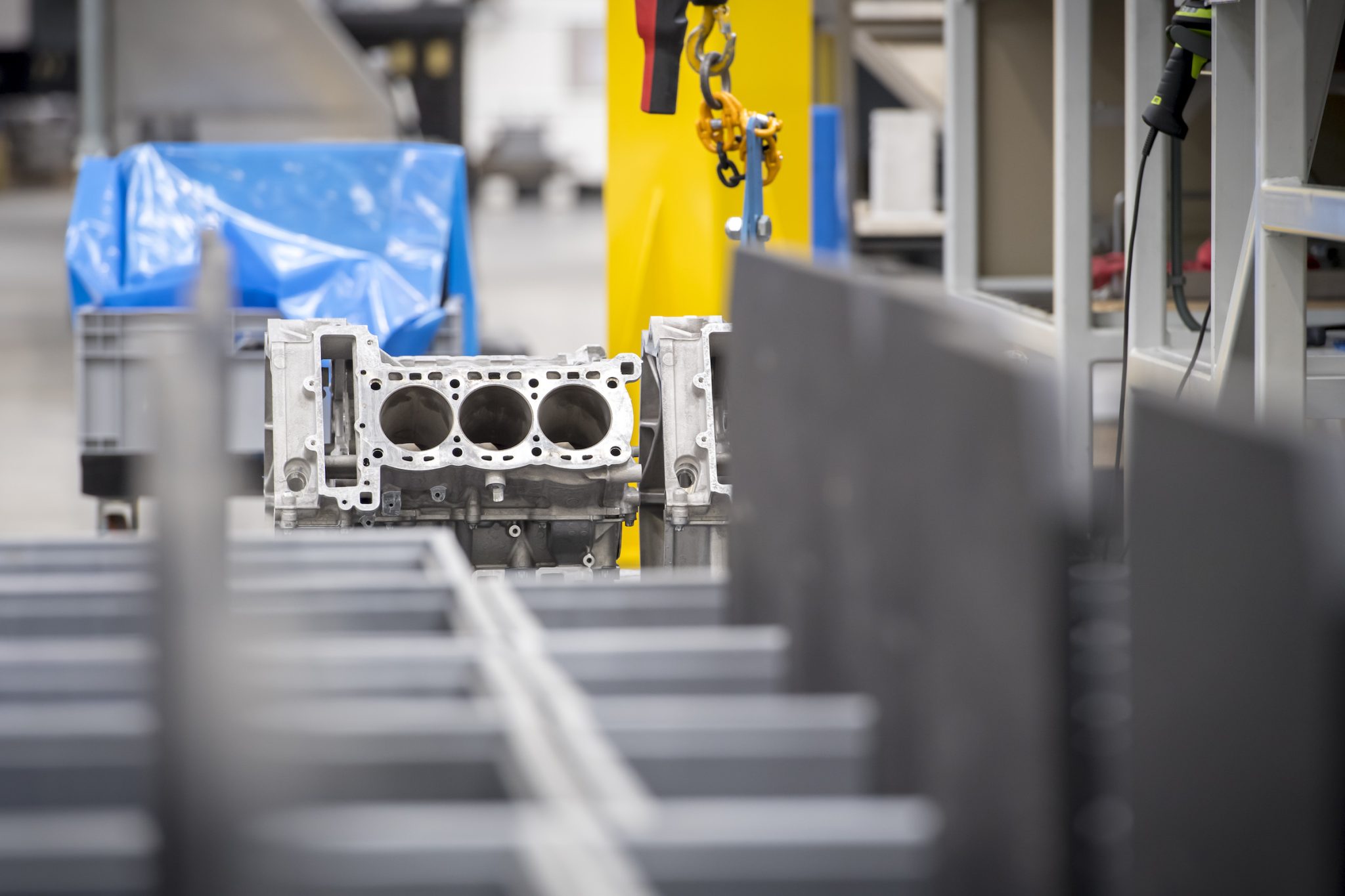 Meet the cast of Grainger & Worrall, making engine parts for Bentley ...