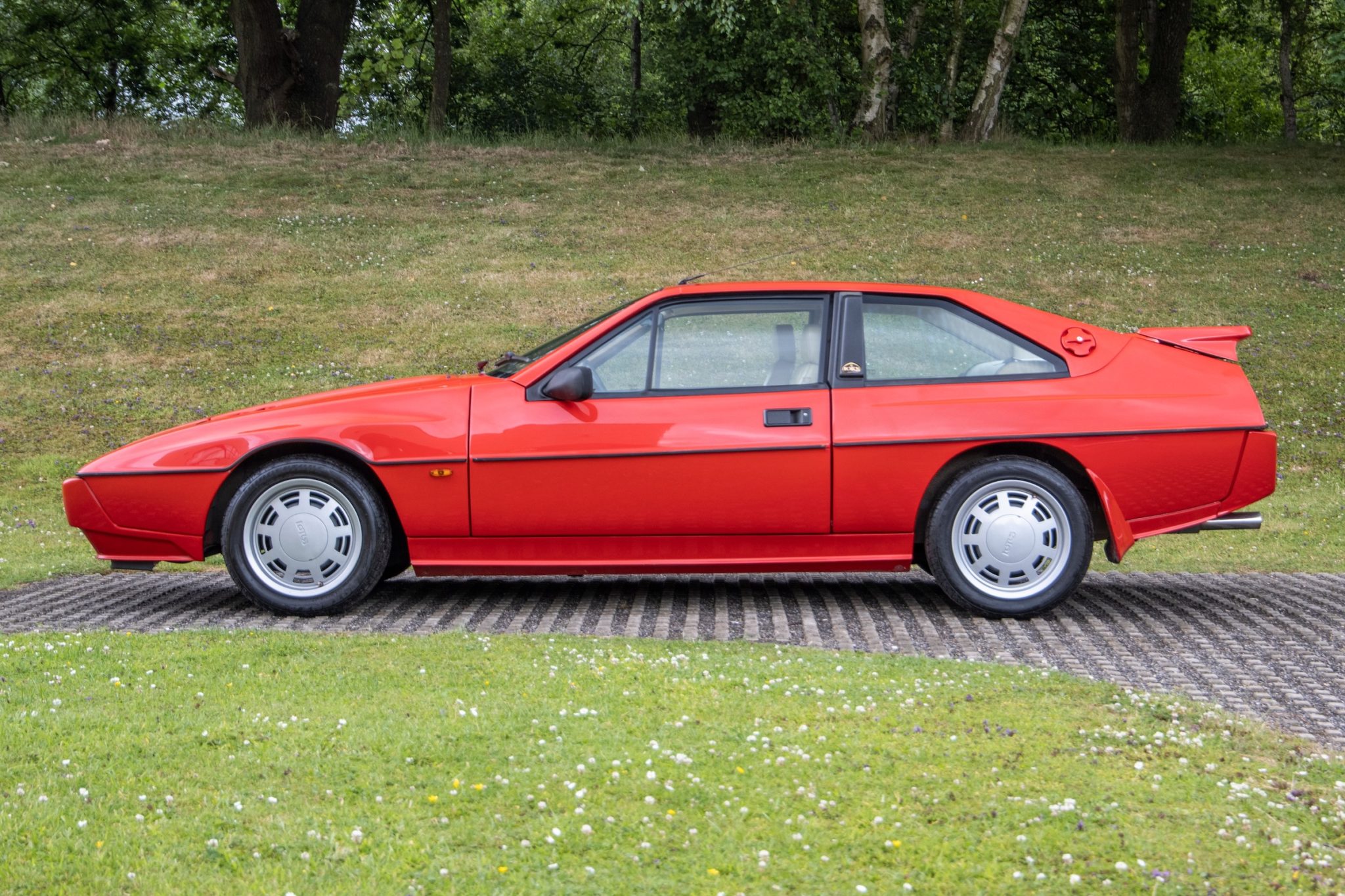 Buying Guide: Lotus Elite, Eclat, and Excel (1974–1992) | Hagerty UK