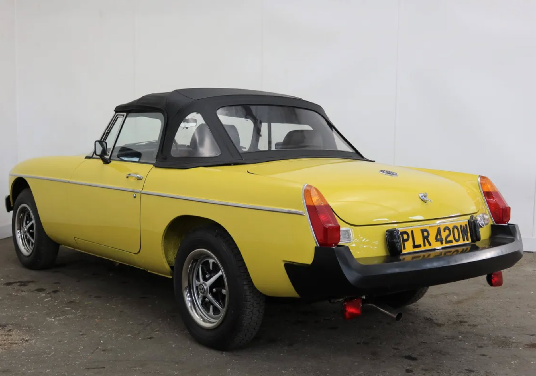 196-mile MGB Roadster to be auctioned | Hagerty UK
