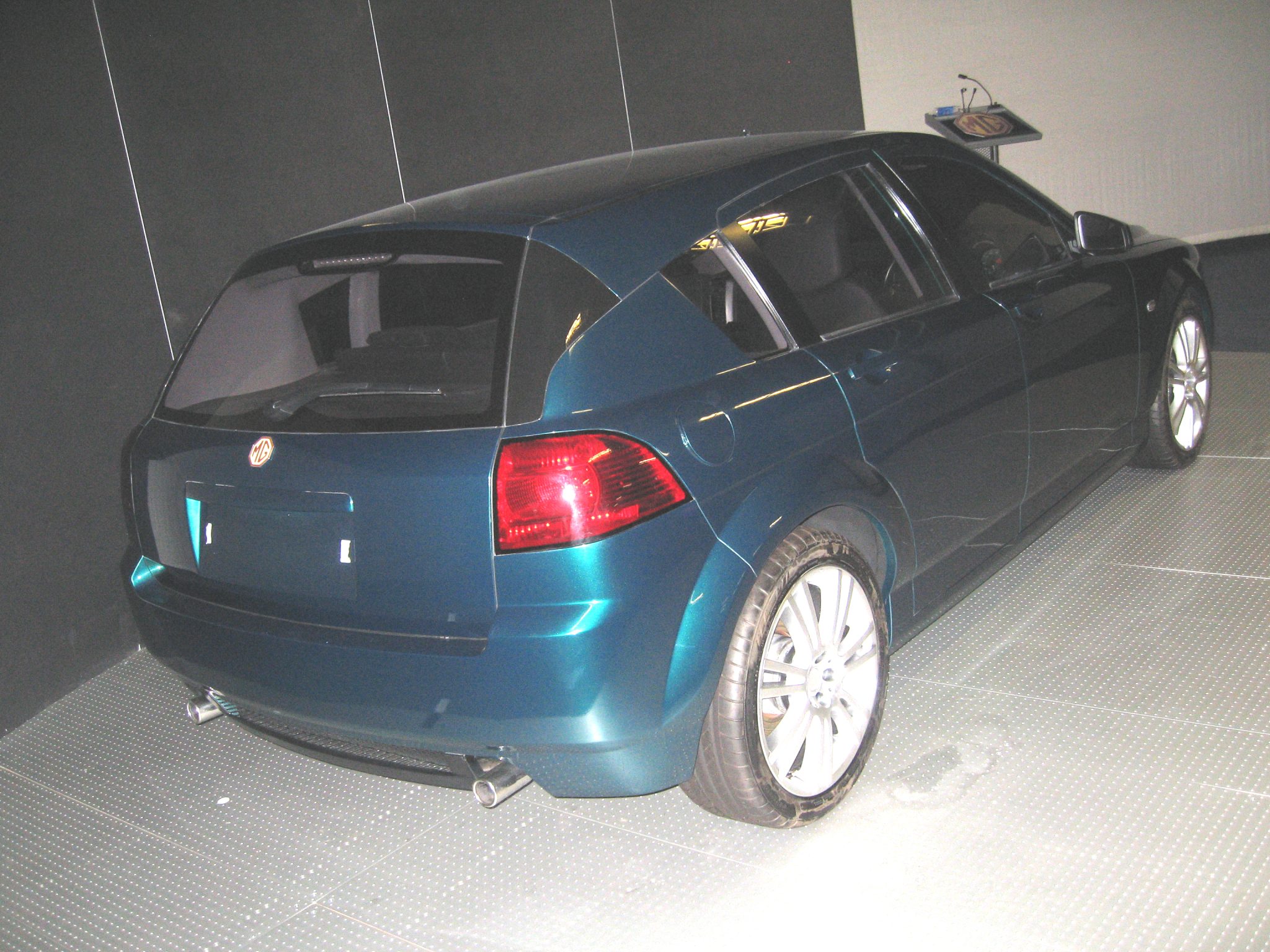 Concept Cars That Never Made The Cut: MG Rover RDX60 | Hagerty UK