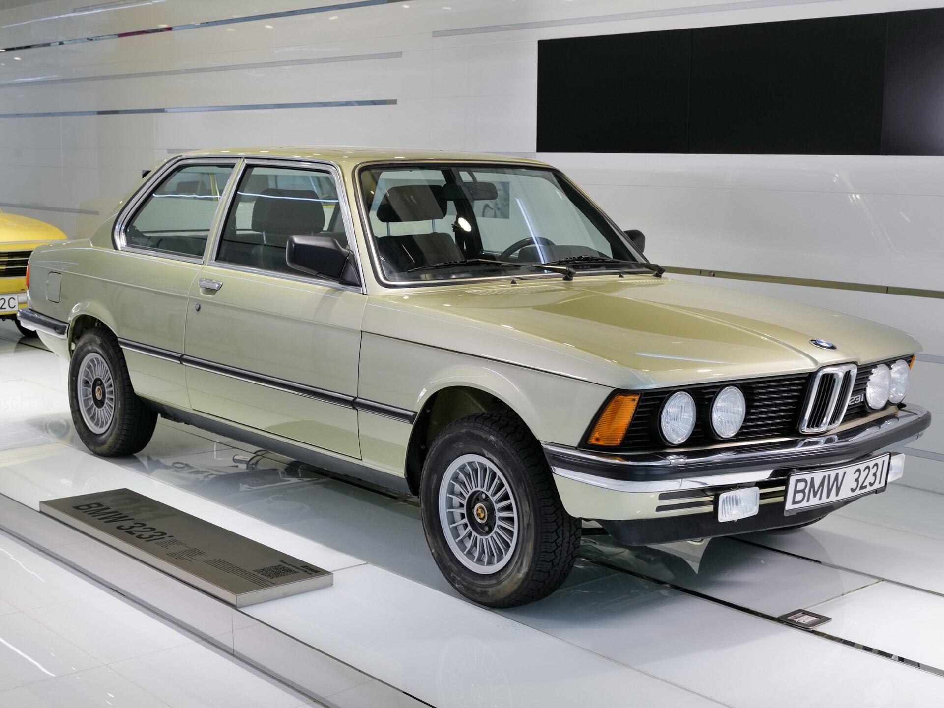 BMWs sell for unexpectedly high prices in Munich | Hagerty UK