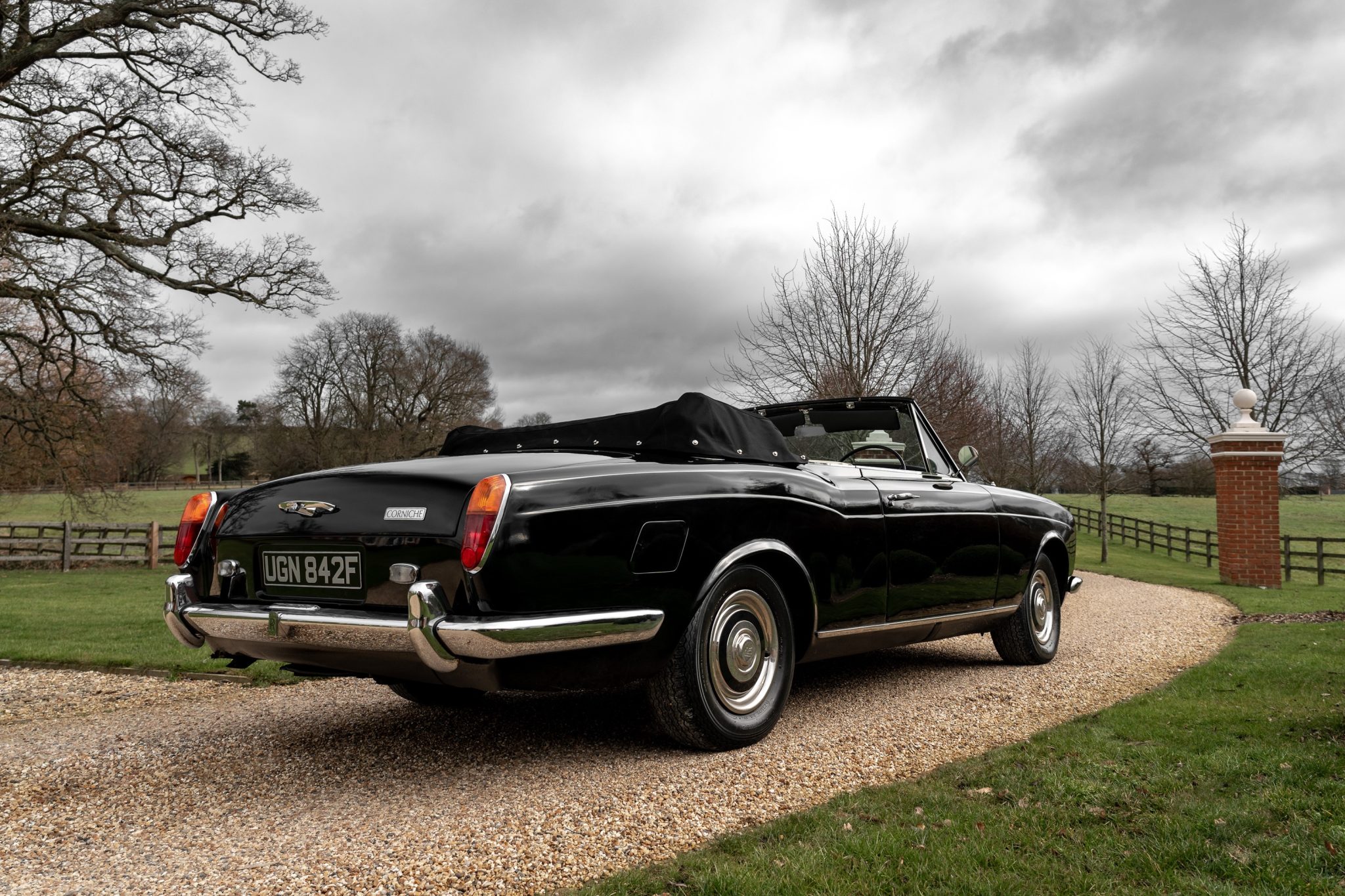 Rolls-Royce Silver Shadow Drophead formerly owned by Michael Caine ...