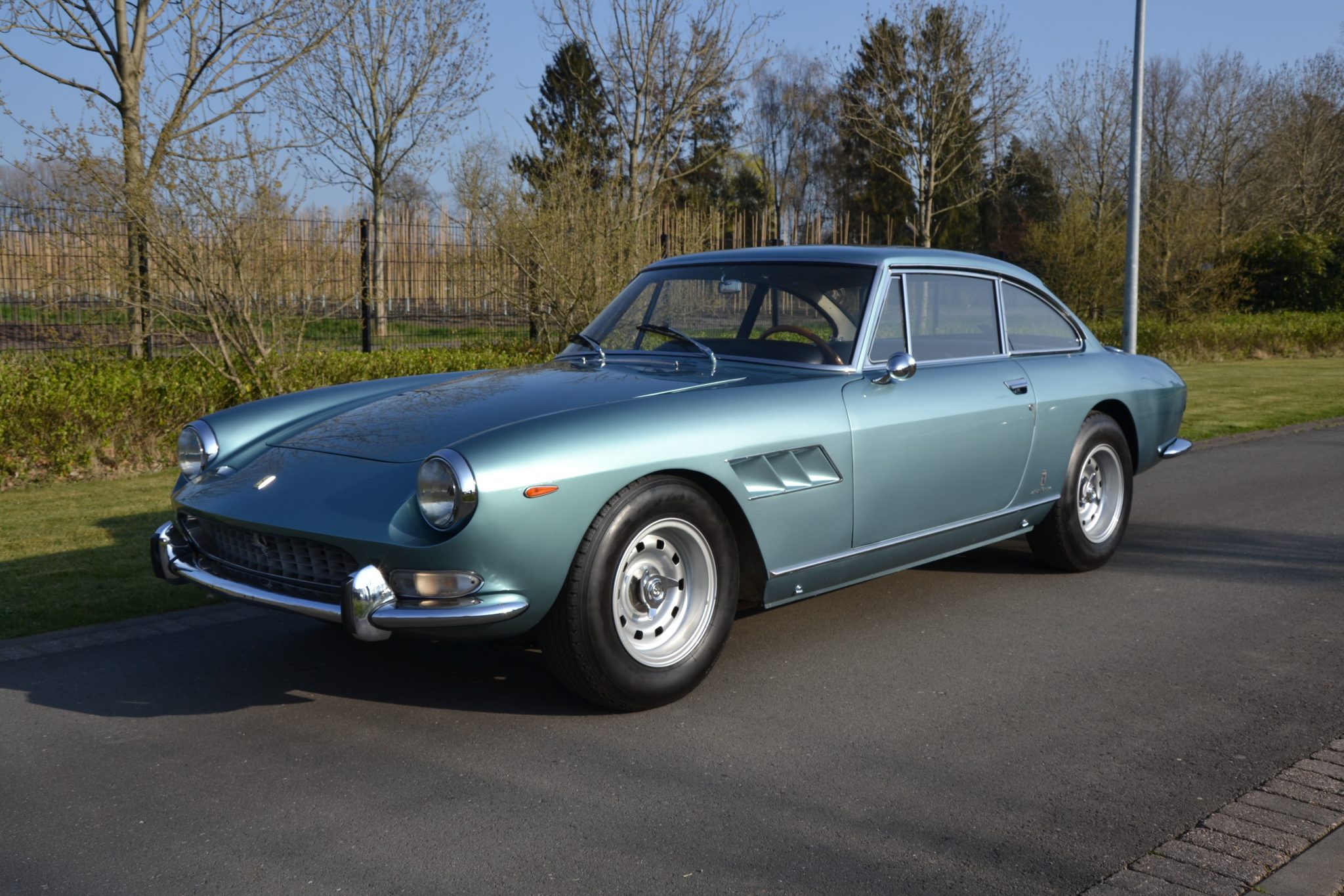 10 classic four-seat Ferraris for sale – and three wildcards | Hagerty UK