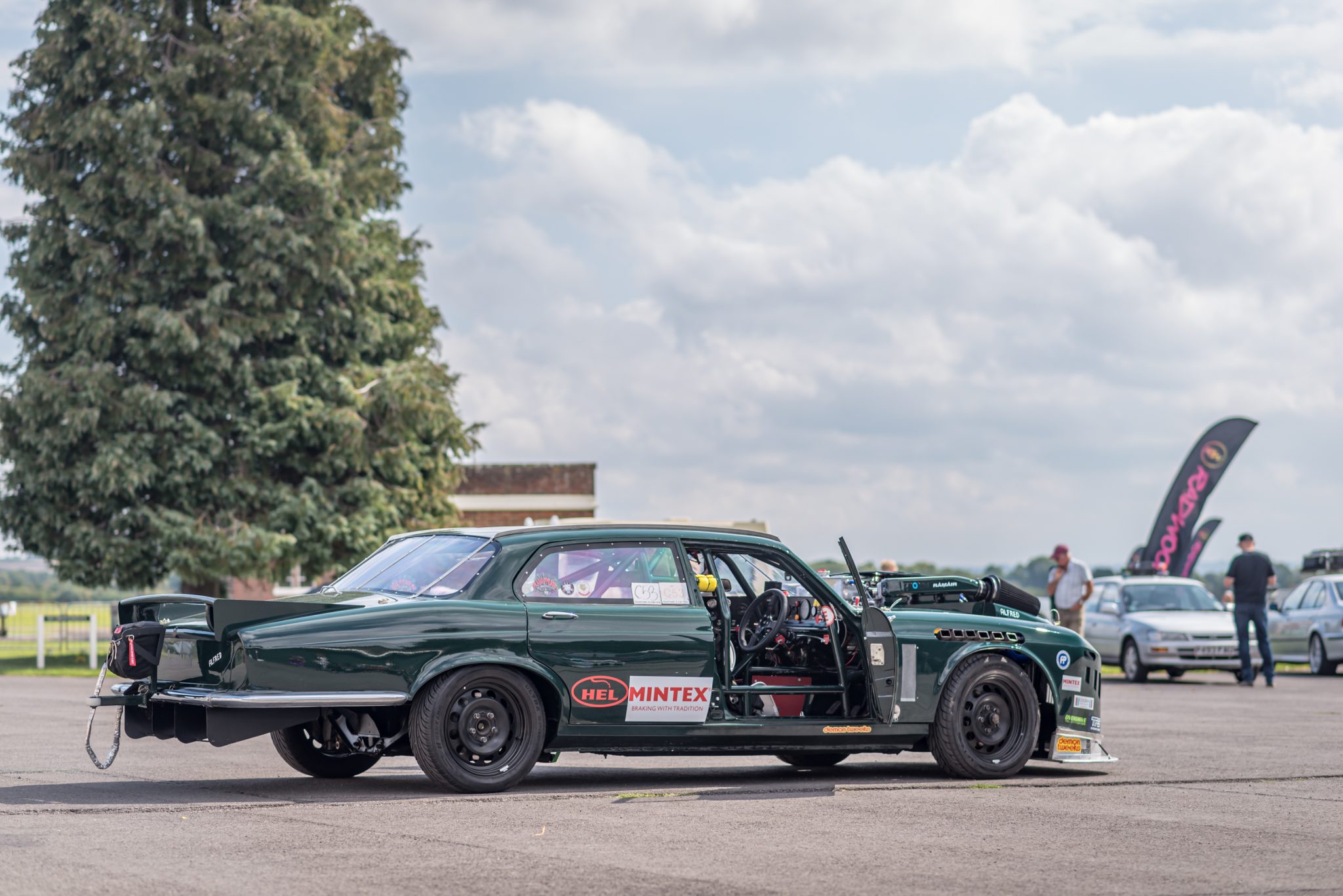 It's totally RADwood as the '80s and '90s take over Bicester Heritage ...