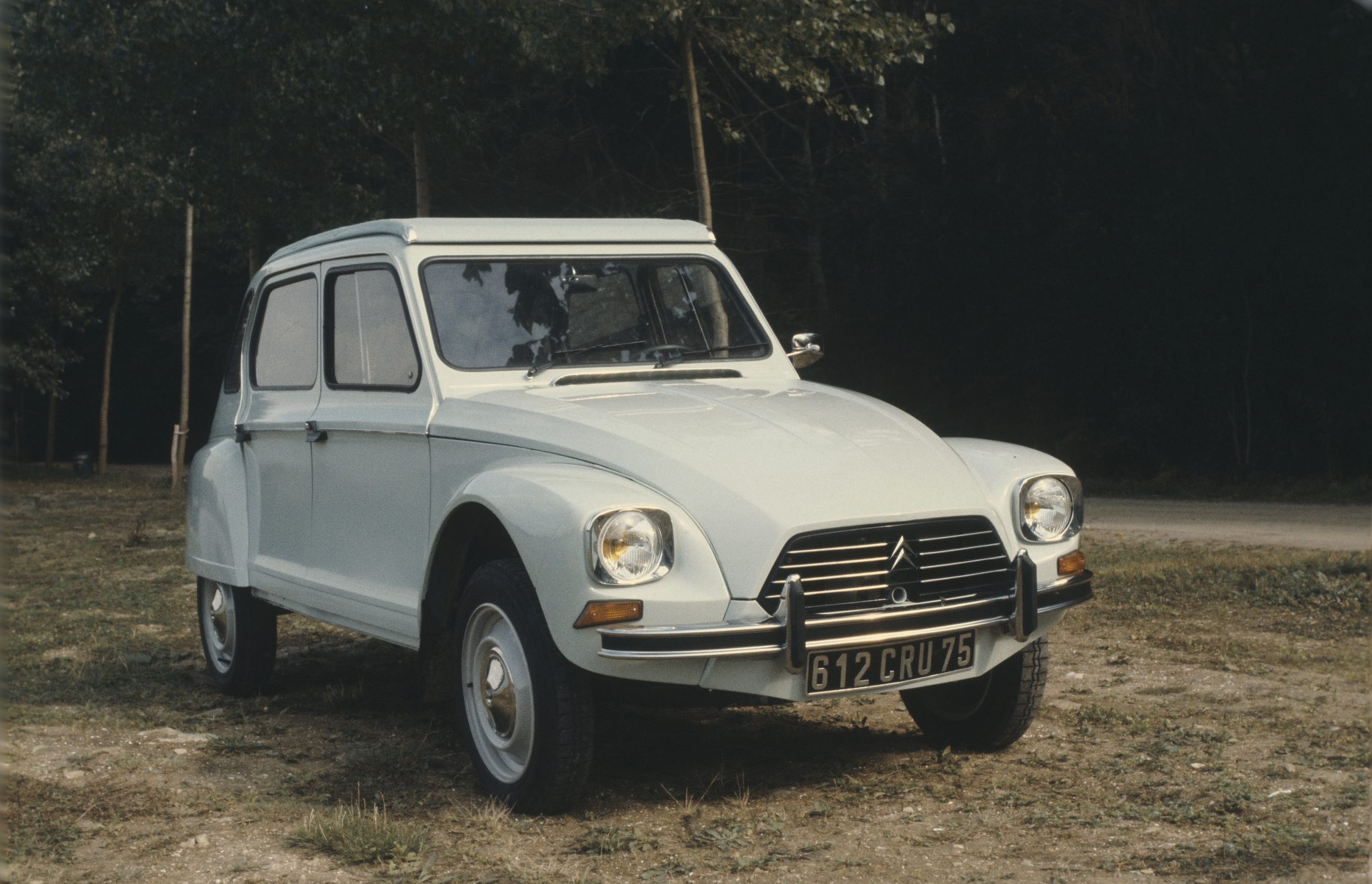 Tin Snail Diaries: Citroën’s 2CV has a special place in my heart ...