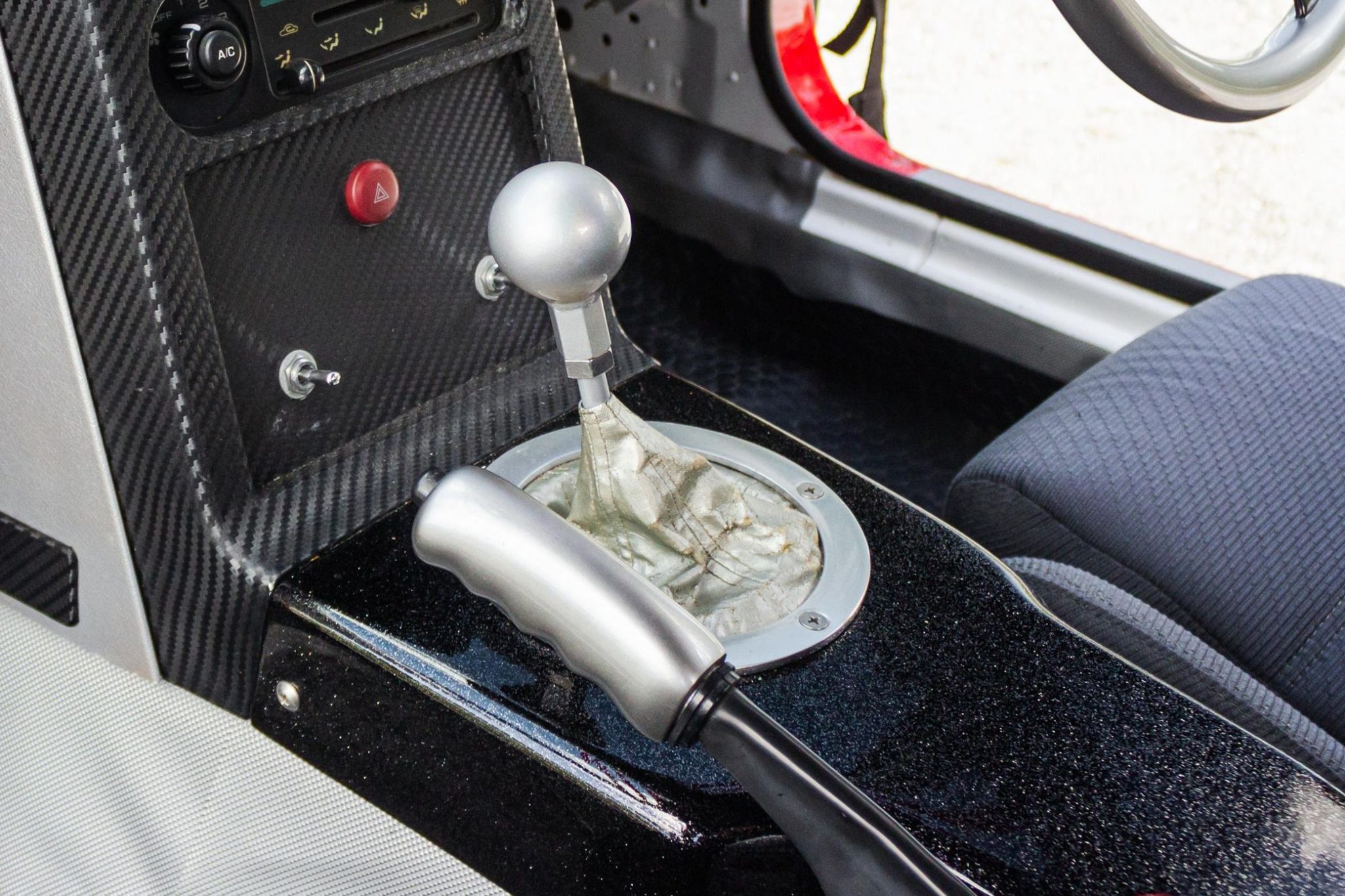 Remember that 250 GTO lookalike MX-5? It looks a bit different now ...