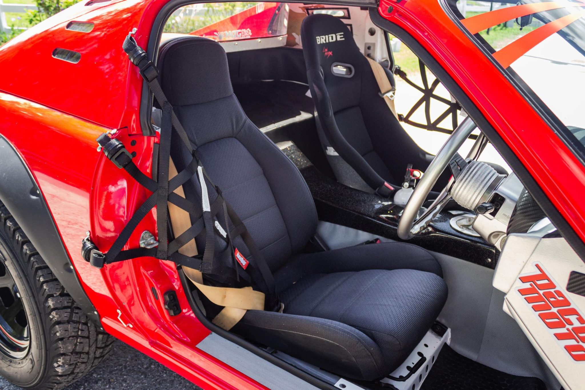 Remember that 250 GTO lookalike MX-5? It looks a bit different now ...