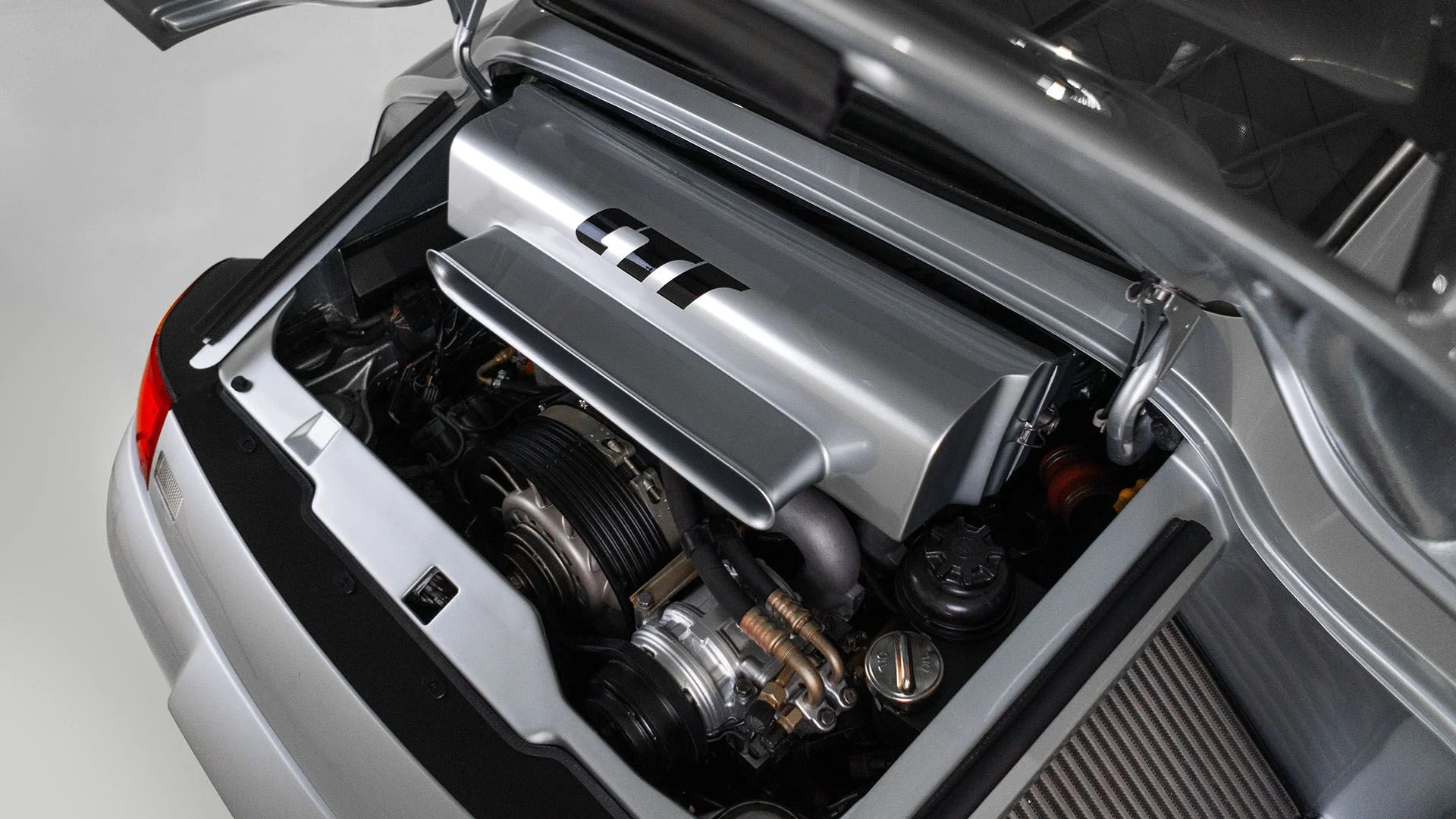 This Ruf CTR2 Is a Twin-Turbo 993 Like No Other | Hagerty UK