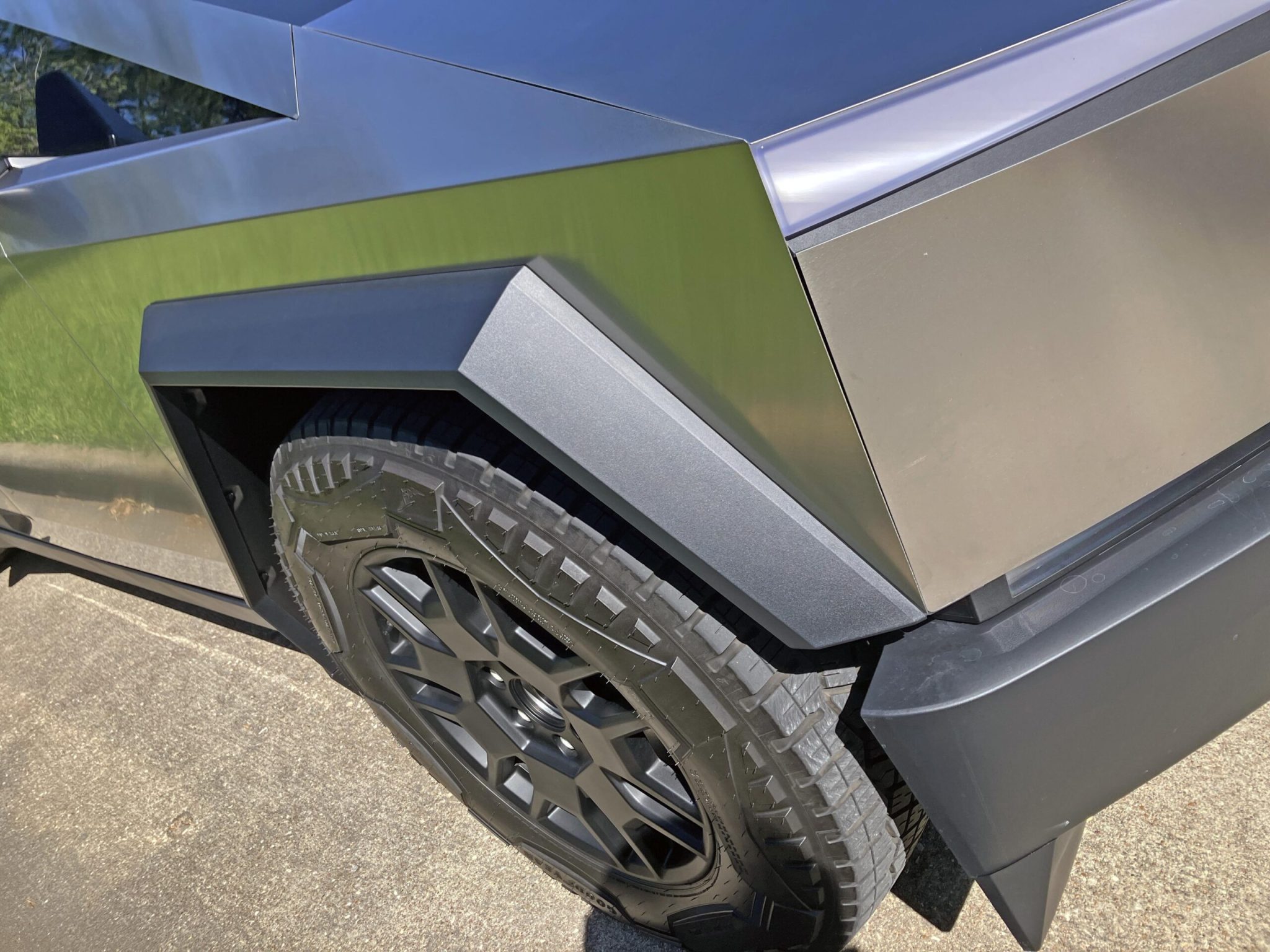 From All Angles, the 2024 Tesla Cybertruck Is Just Different | Hagerty UK