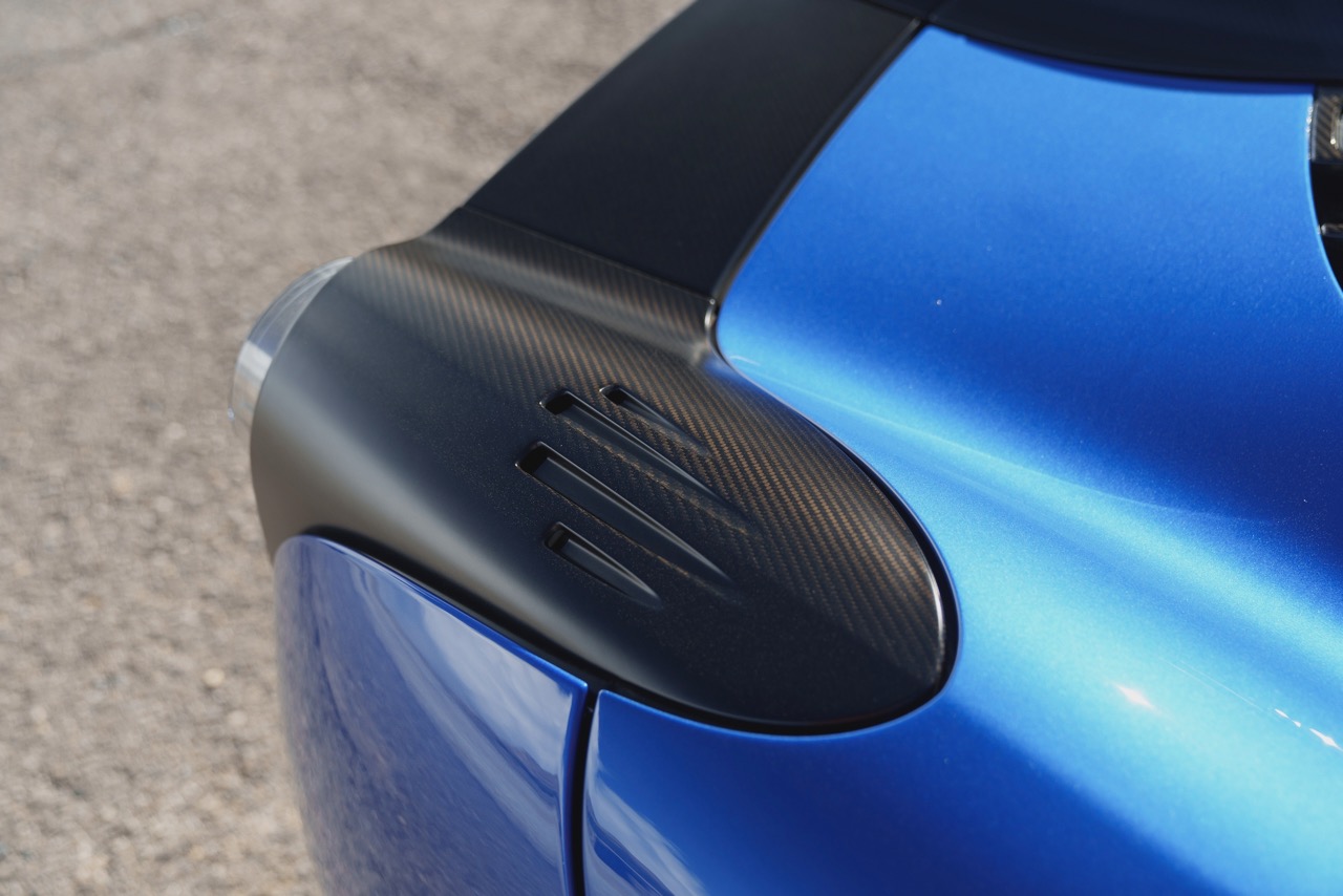 EXCLUSIVE: The GMA T.50 Finally Meets Its Ancestor, the McLaren F1 ...