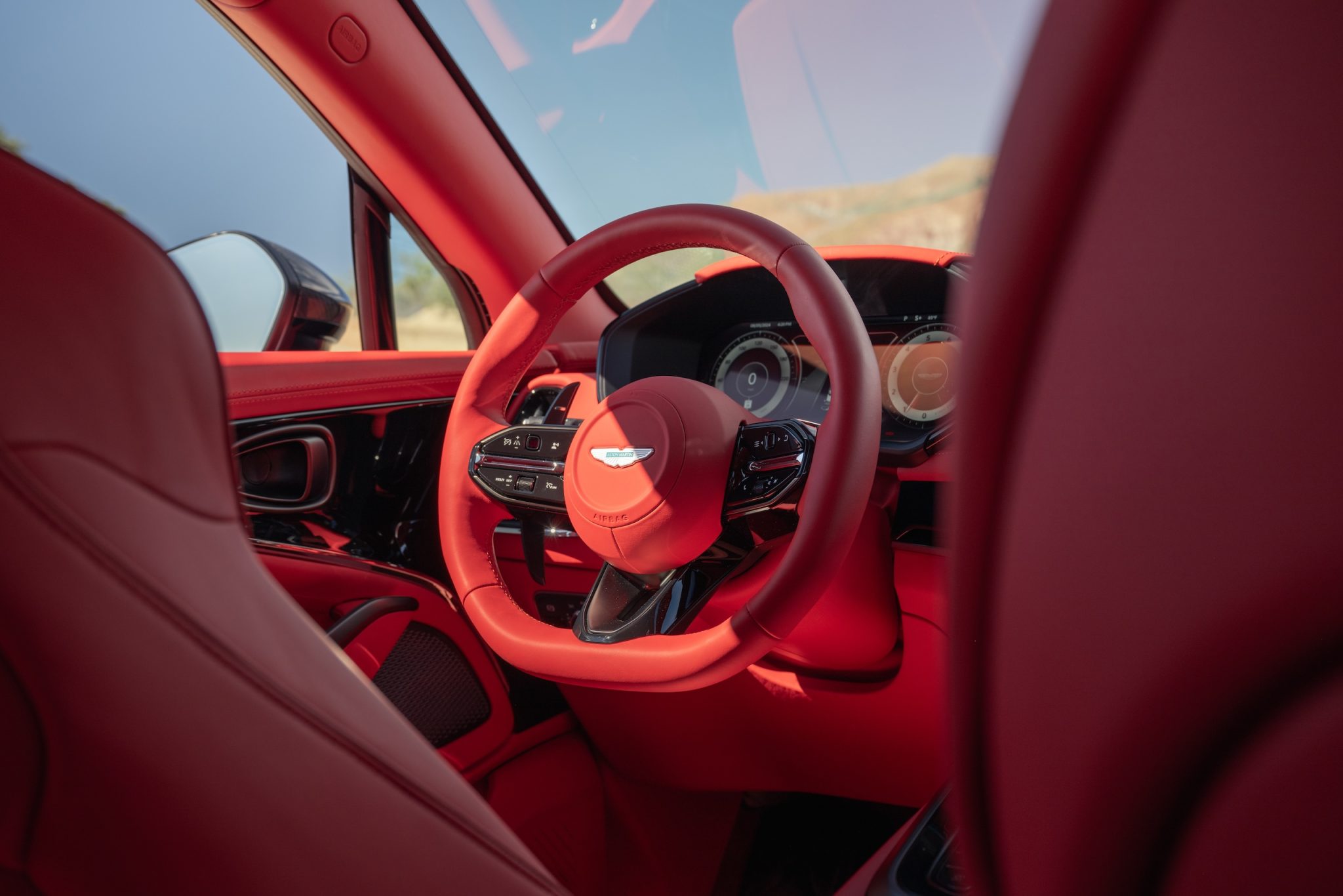 Driven: The 2025 Aston Martin DBX707 Is More Lux and Limber | Hagerty UK