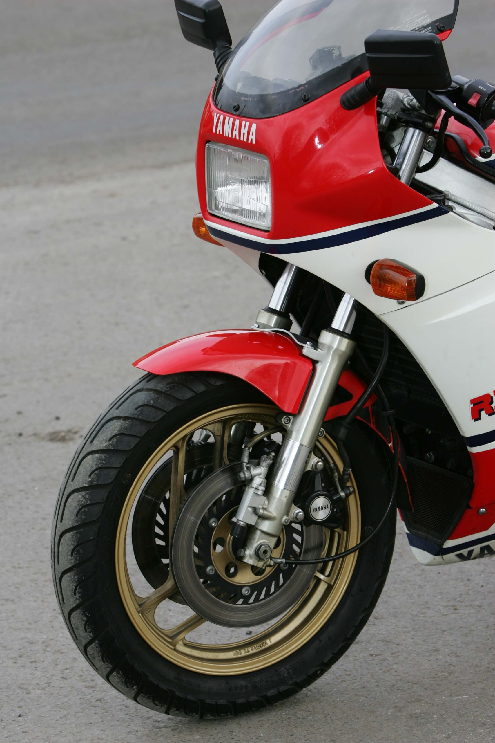 Yamaha RZV500R | Hagerty UK
