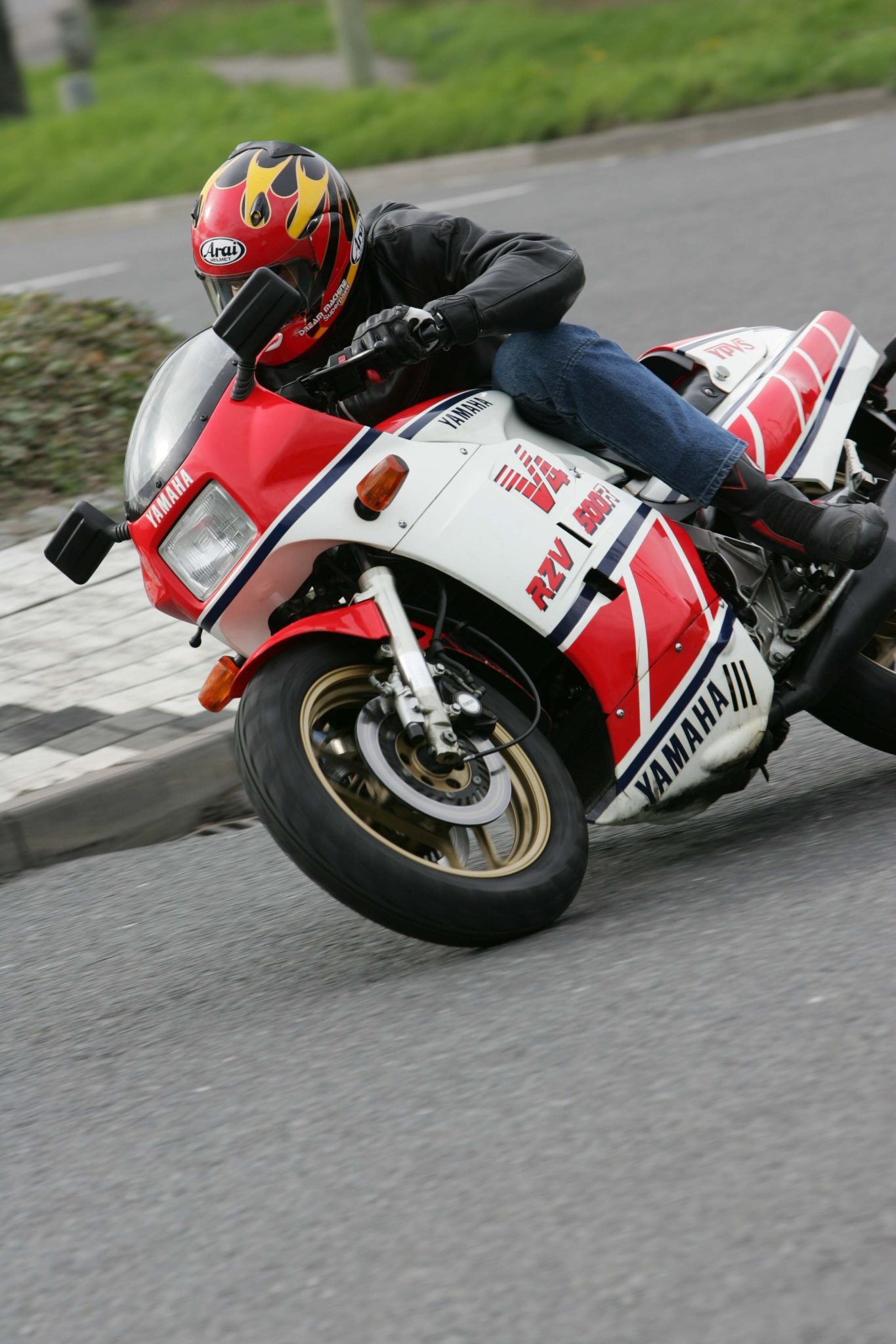 Yamaha RZV500R | Hagerty UK